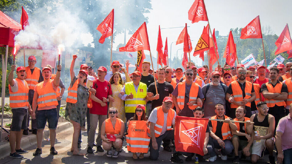 IG Metall wirft Tesla Einschüchterung der Belegschaft vor - 14.03.25 ...